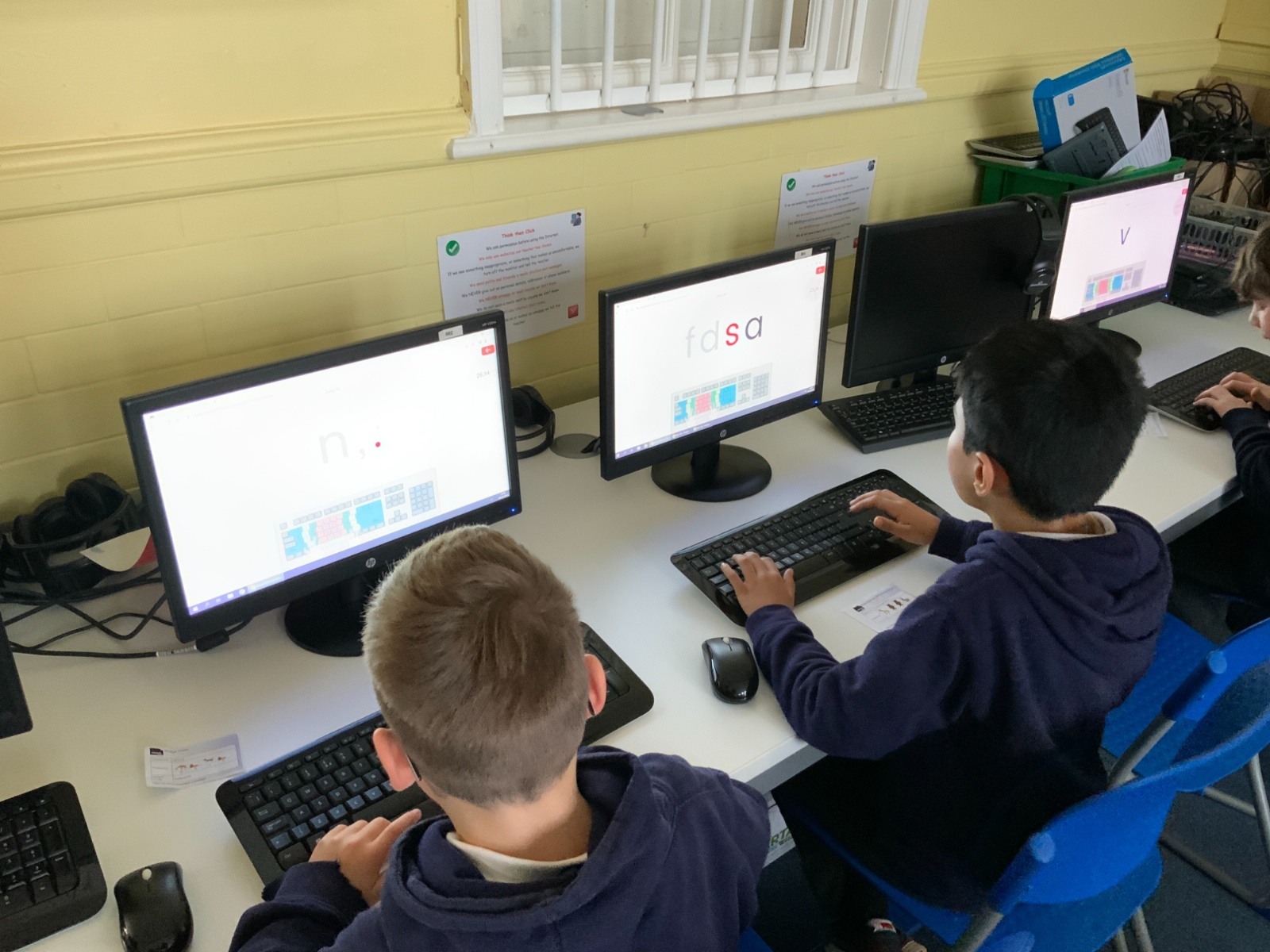 Stamford Park Primary School - Computing - Touch typing